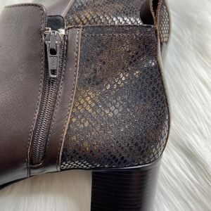 Munro | Shoes | Munro Alix Bootie | Poshmark